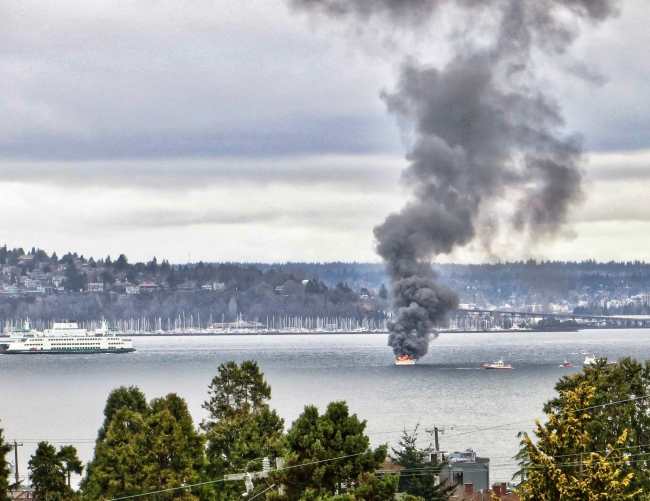Explosion on a boat in Elliott Bay; One person on board rescued | Westside Seattle